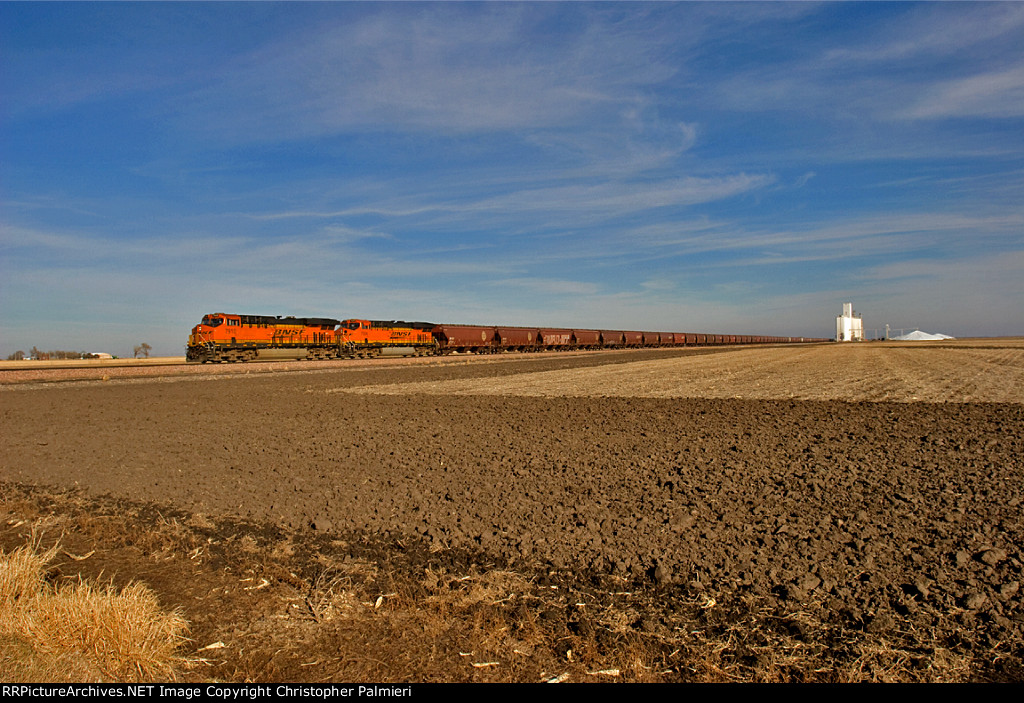BNSF 7910 Leads G-BRDKIN9-15A